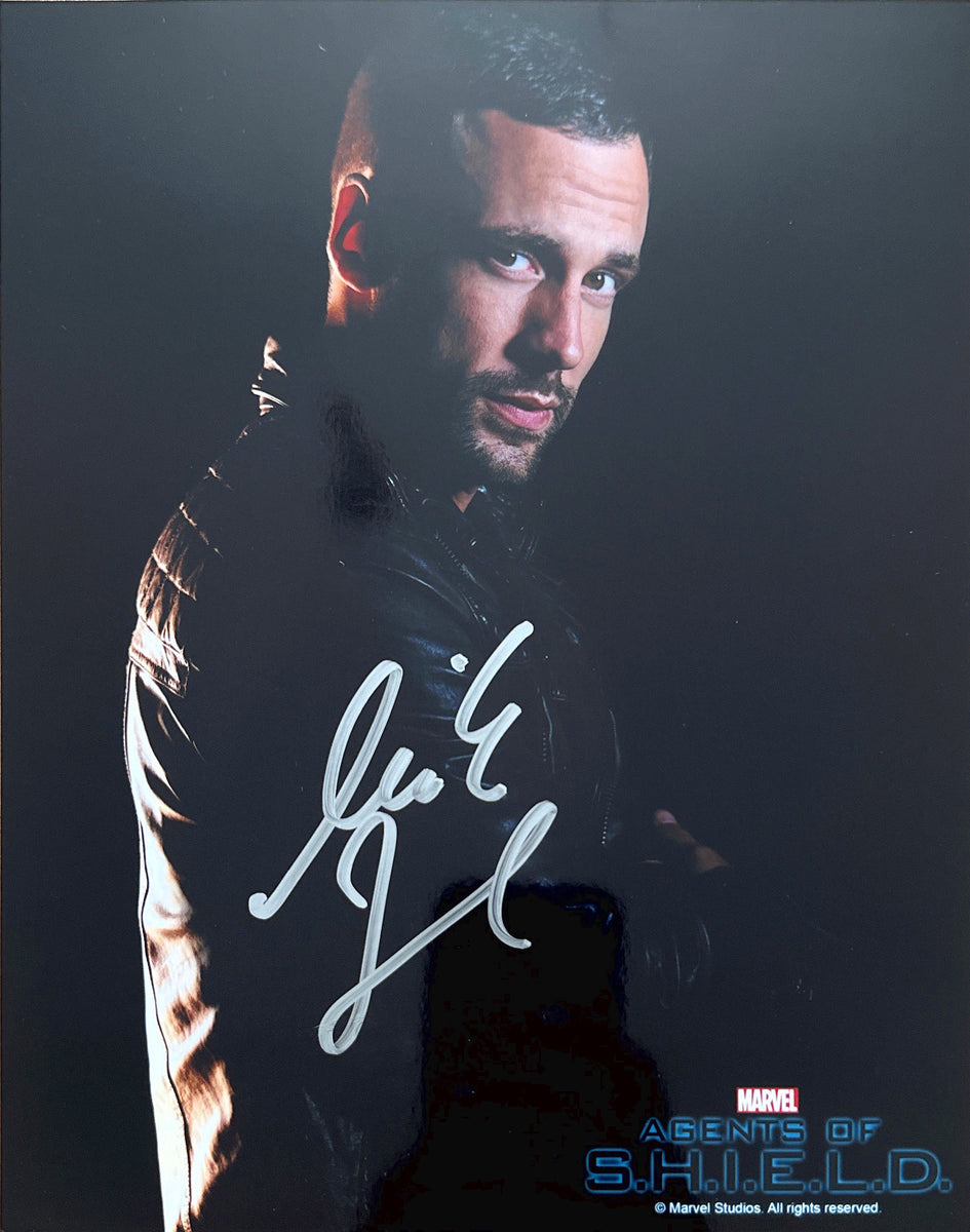 Nick Blood – Screenstar Autographs
